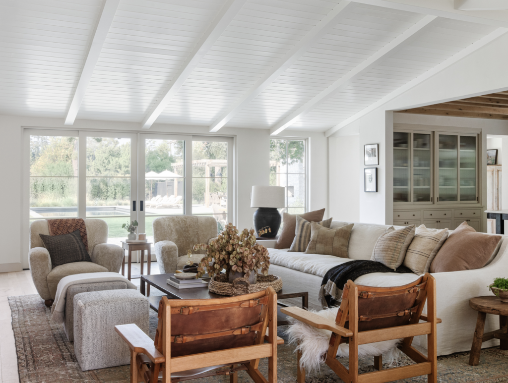 How to Create a Multi-Functional Family Room - Interior Design Studio ...